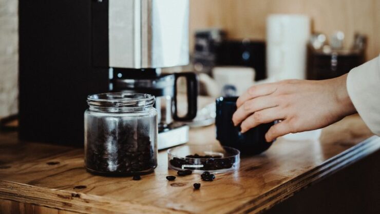 The Ultimate Guide to Coffee Makers: Types, Features, and How to Choose ...